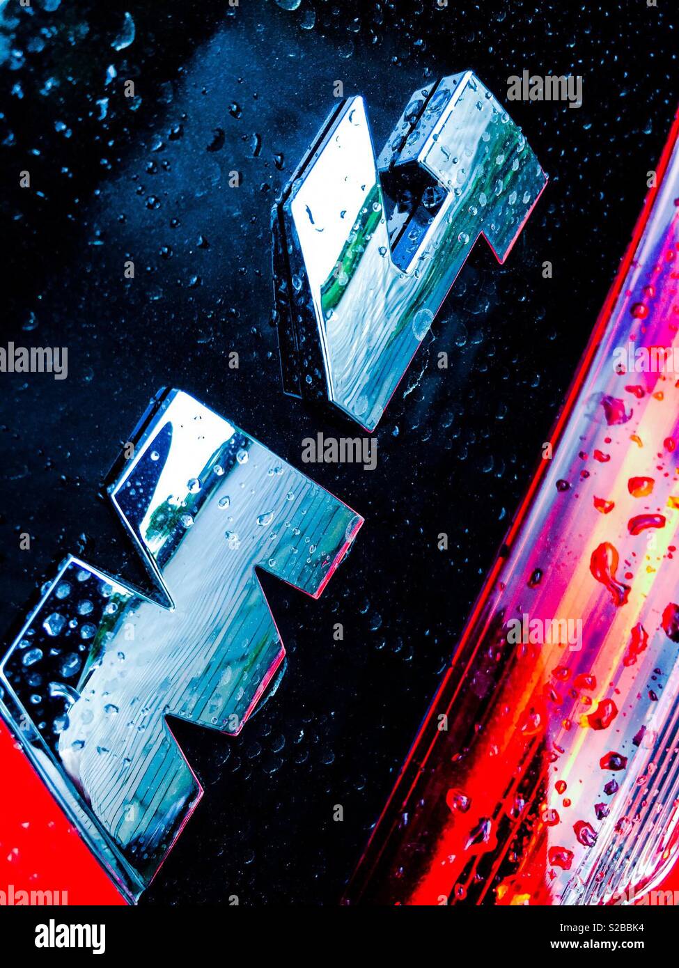 Bmw m4 badge hi-res stock photography and images - Alamy