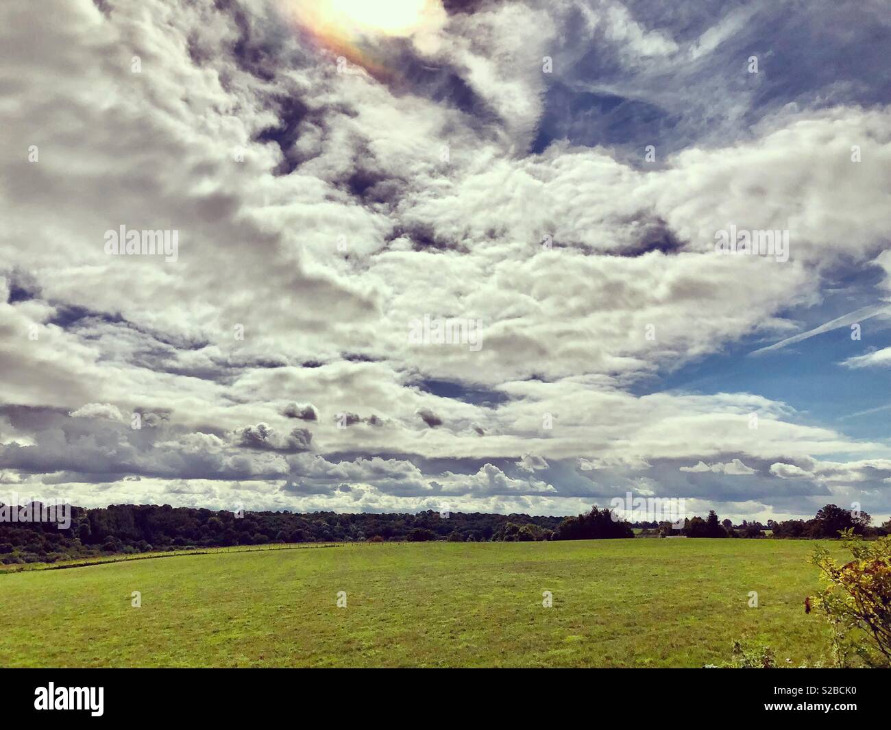 Earth meets sky hi-res stock photography and images - Alamy