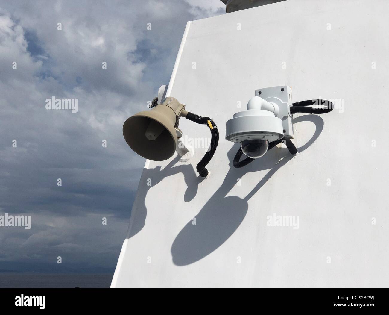 Loud speaker hi-res stock photography and images - Alamy