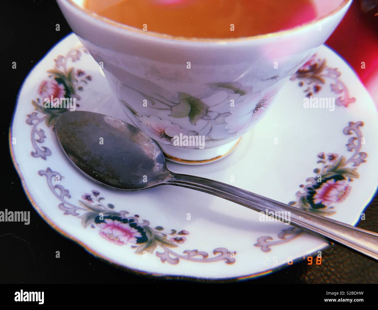 English tearoom hi-res stock photography and images - Alamy