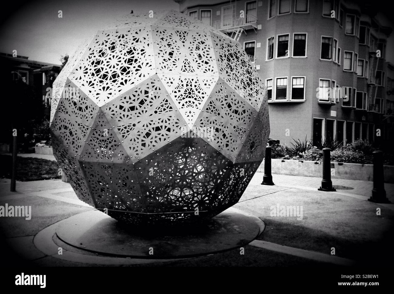Mandala hexagonal sphere, San Francisco California Stock Photo - Alamy