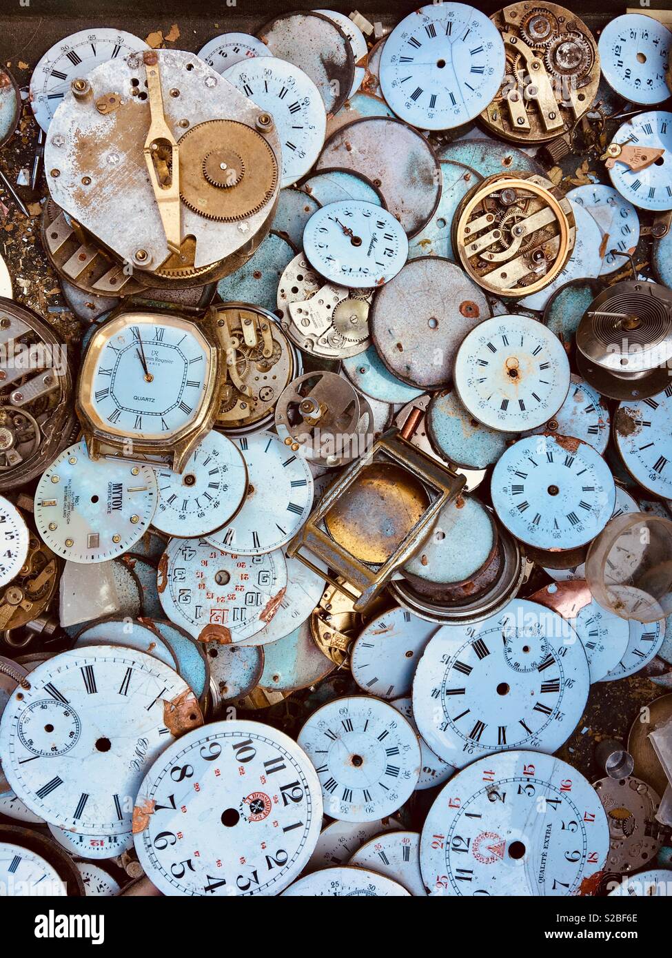 Timepieces hi-res stock photography and images - Alamy
