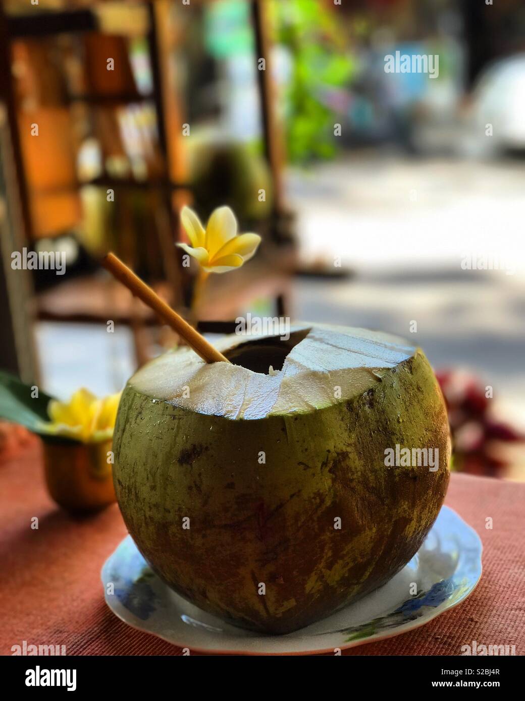 Coconut and hydration hi-res stock photography and images - Alamy
