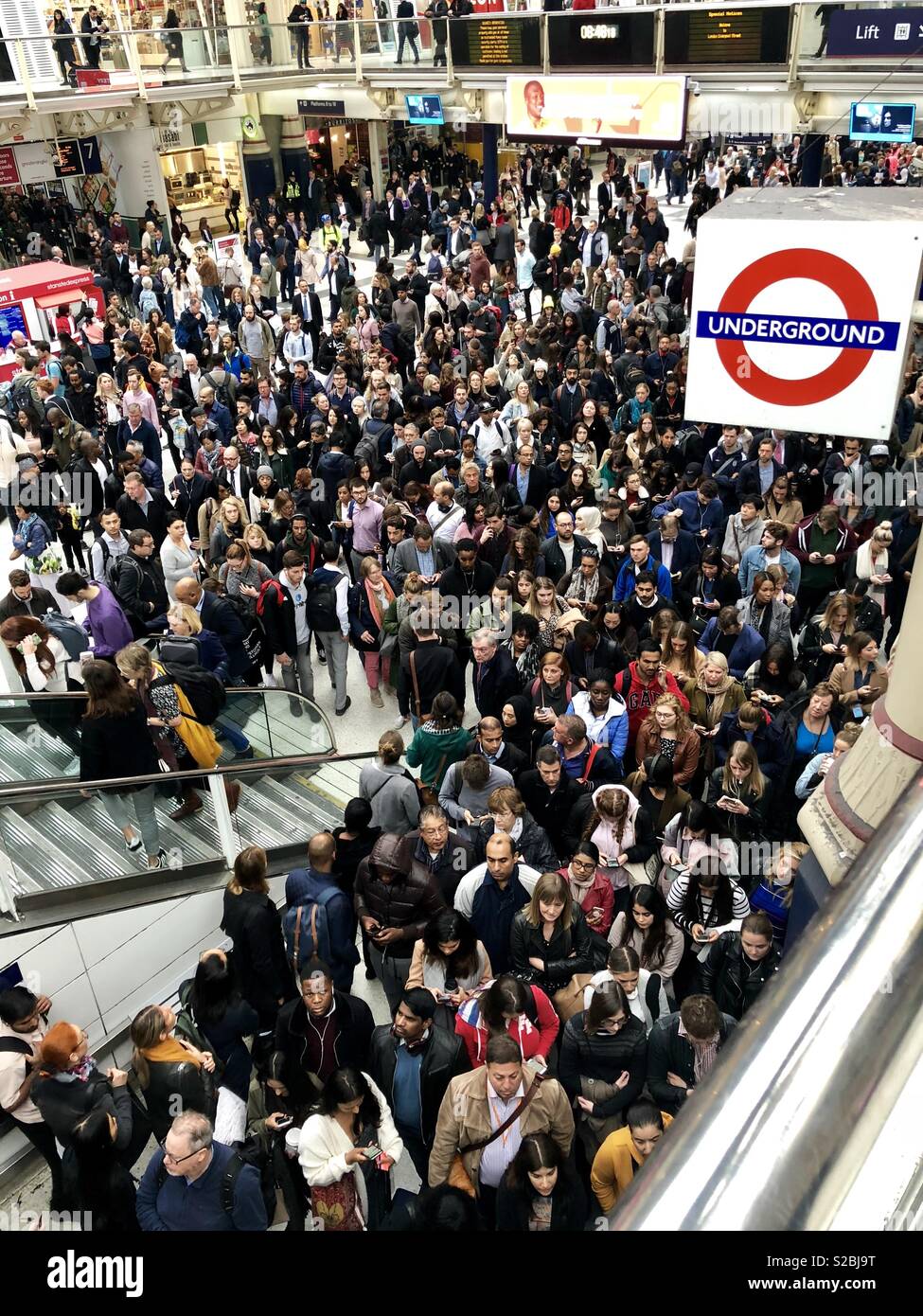 Tfl strike hi-res stock photography and images - Alamy