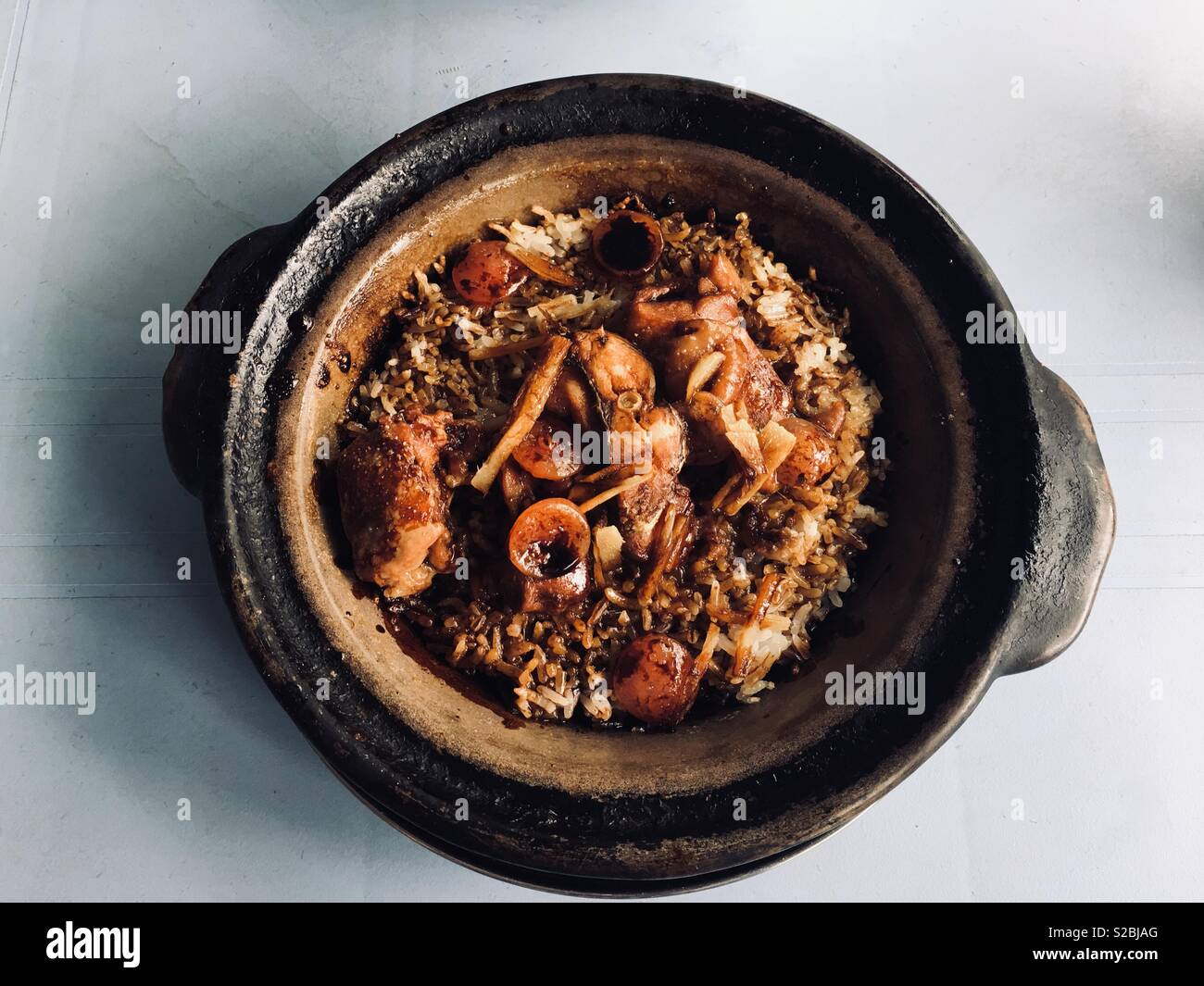 Claypot chicken rice for lunch anyone?Kuching,Malaysia Stock Photo - Alamy