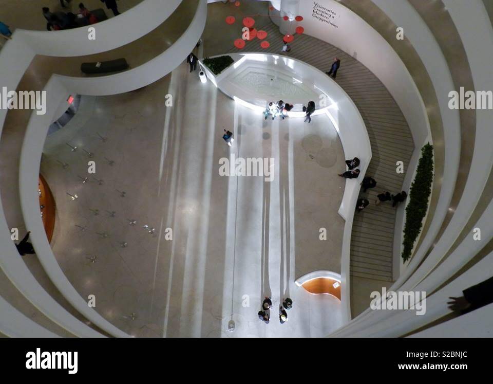 Shadows, people and curves at Guggenheim Stock Photo - Alamy