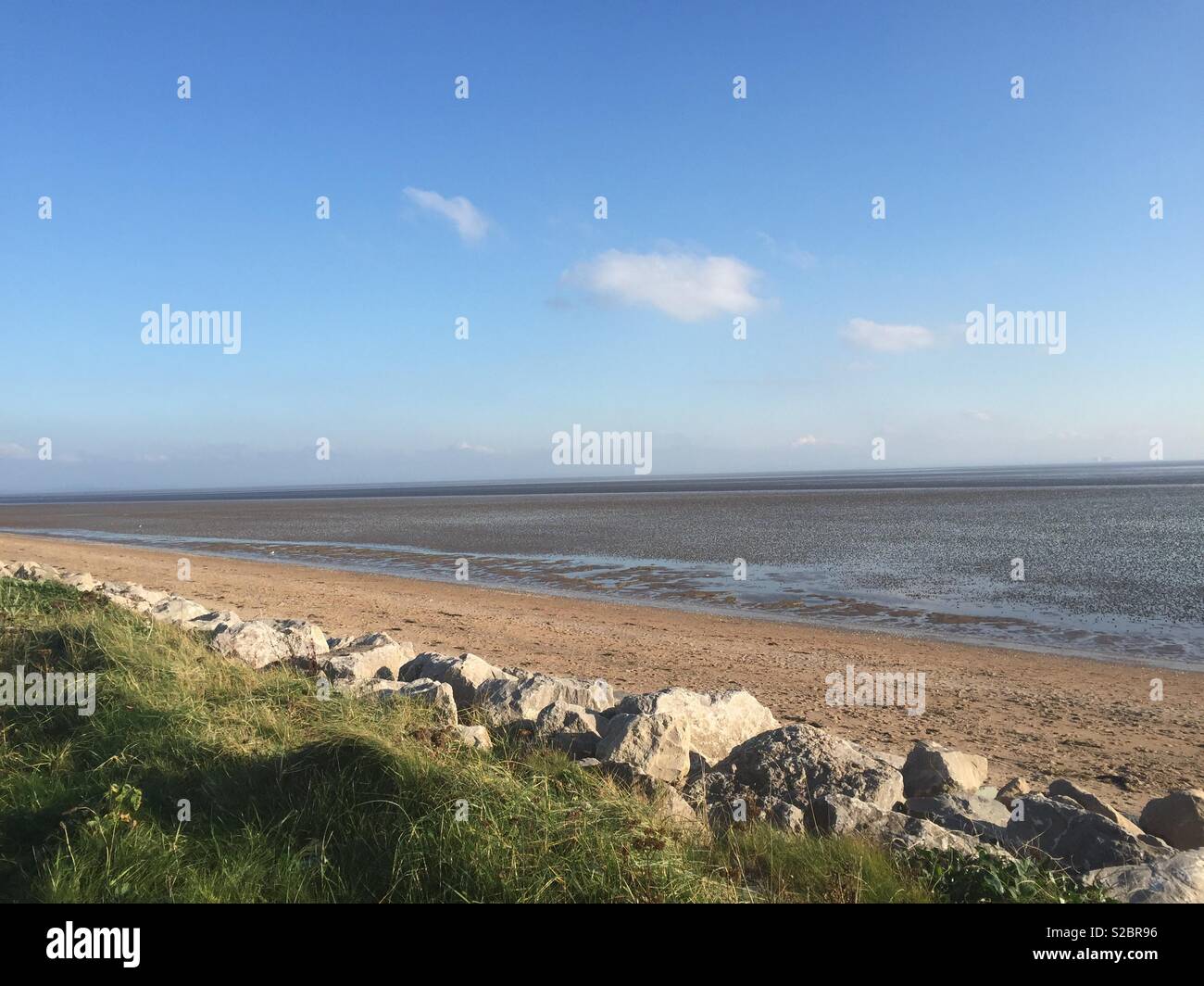 Open and empty beach hi-res stock photography and images - Alamy