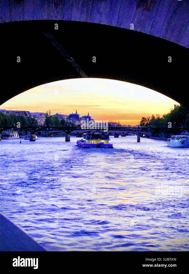 Río sena hi-res stock photography and images - Alamy