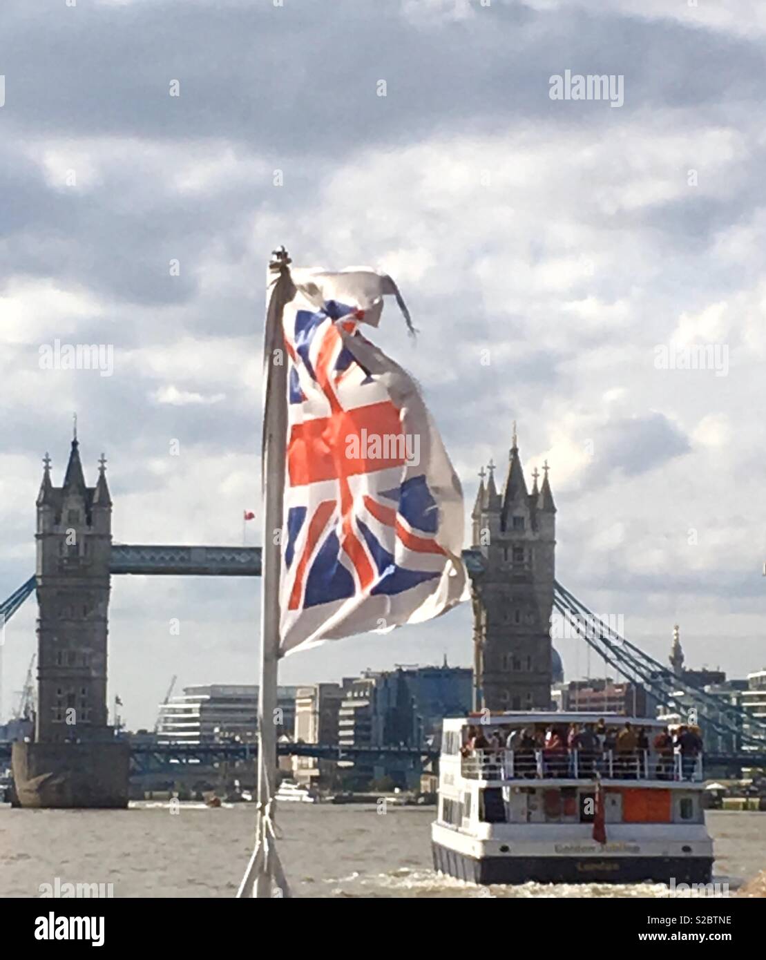 Tower bridge flag hi-res stock photography and images - Alamy
