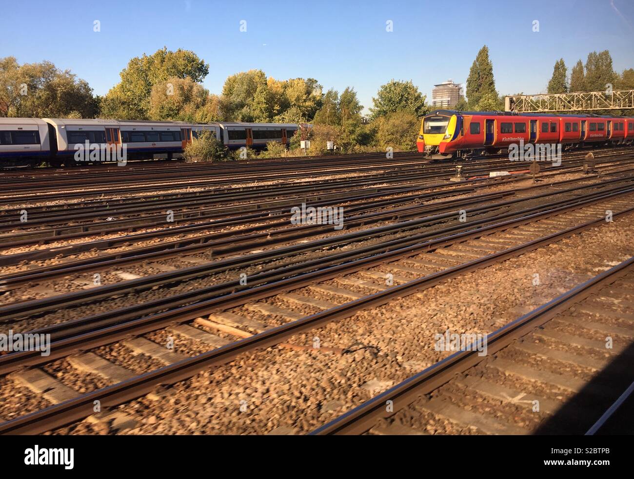 Trains and tracks hi-res stock photography and images - Alamy