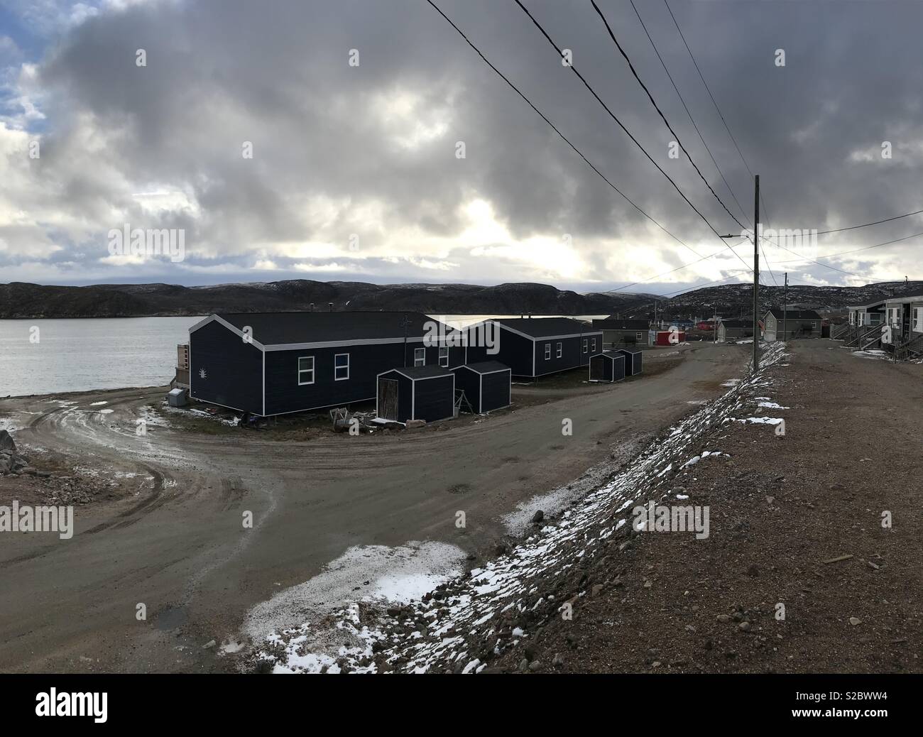 Ivujivik, Northern village of Nunavik Stock Photo - Alamy