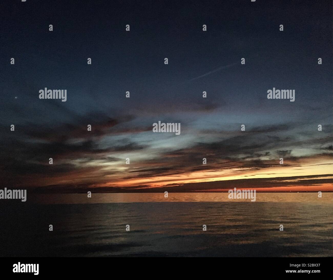 Sunset Lake Erie Stock Photo - Alamy