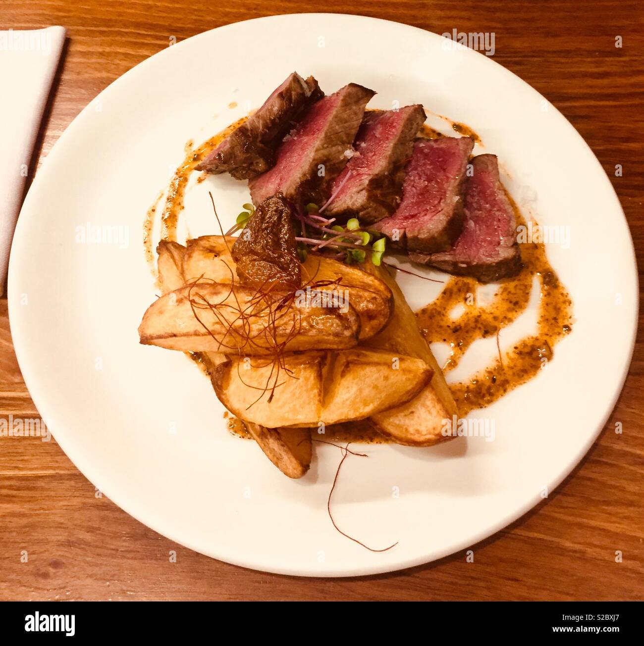 Dining out steak hi-res stock photography and images - Alamy