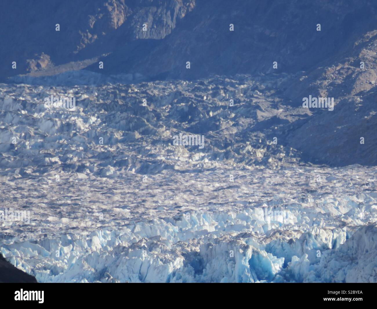 Field ice hi-res stock photography and images - Alamy