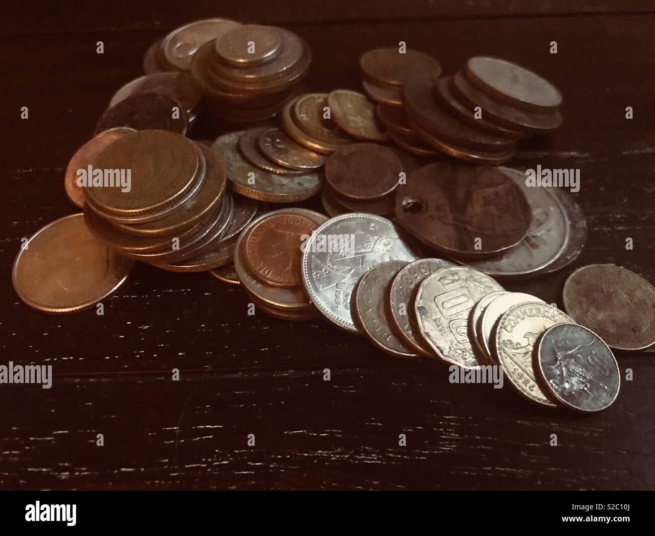 Different currencies world hi-res stock photography and images - Alamy