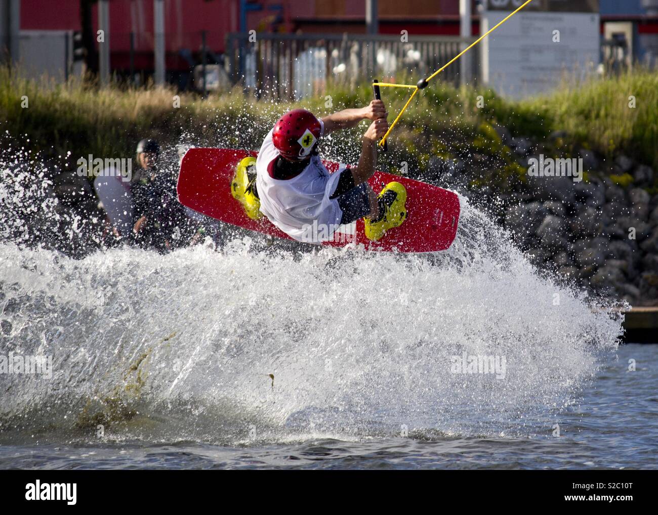 Board and wake hi-res stock photography and images - Alamy