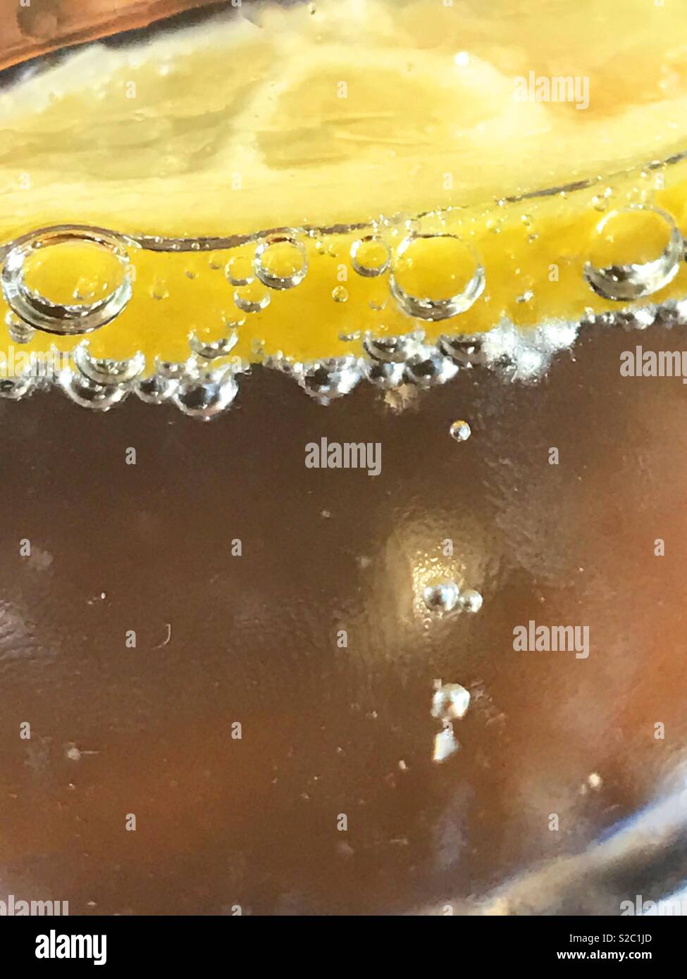 Lemon In Sparkling Water at Annabelle Focken blog