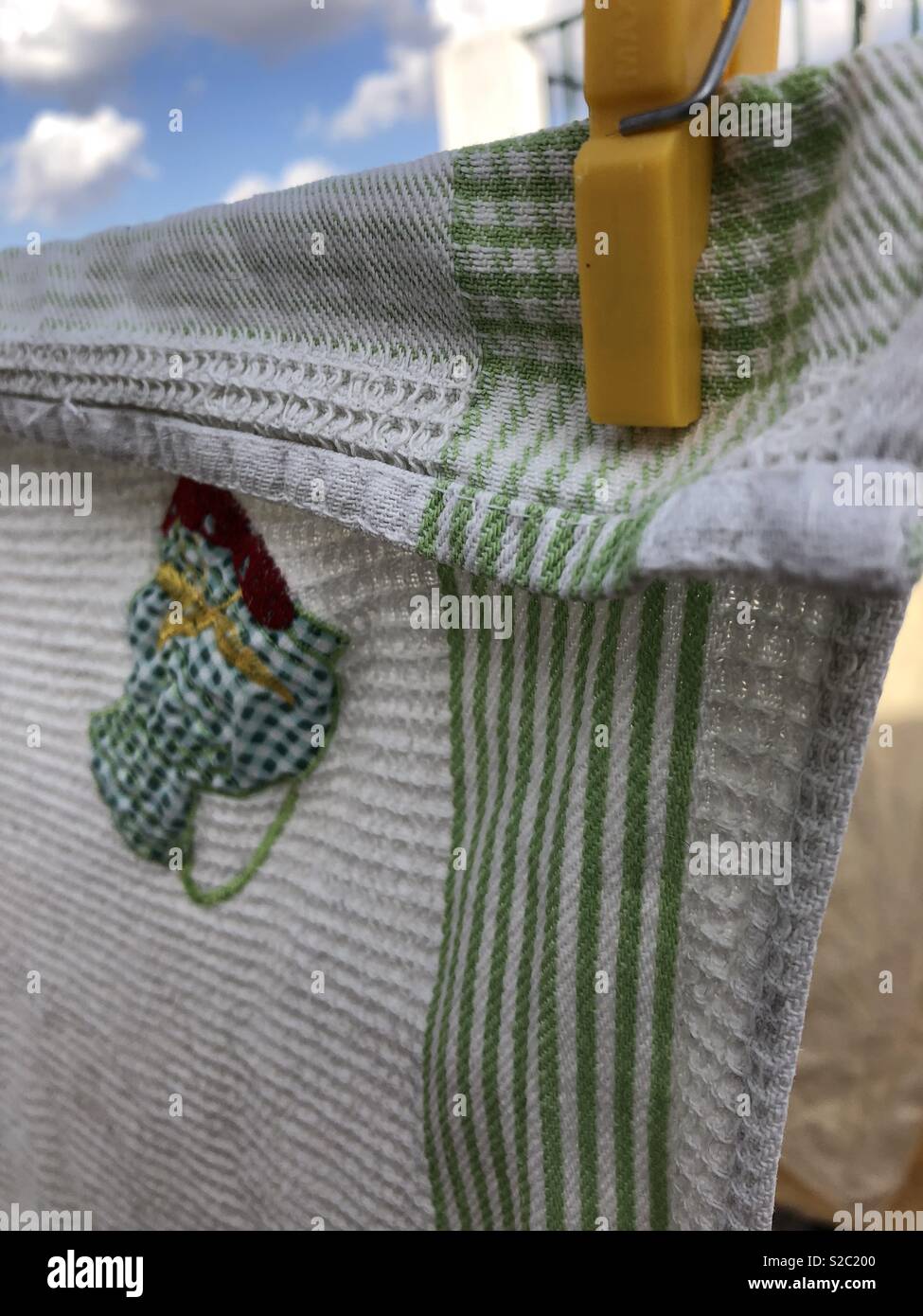 Drying cloth hi-res stock photography and images - Alamy