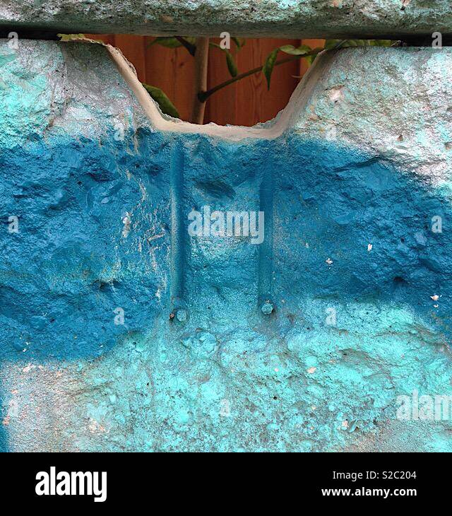 Chink hi-res stock photography and images - Alamy