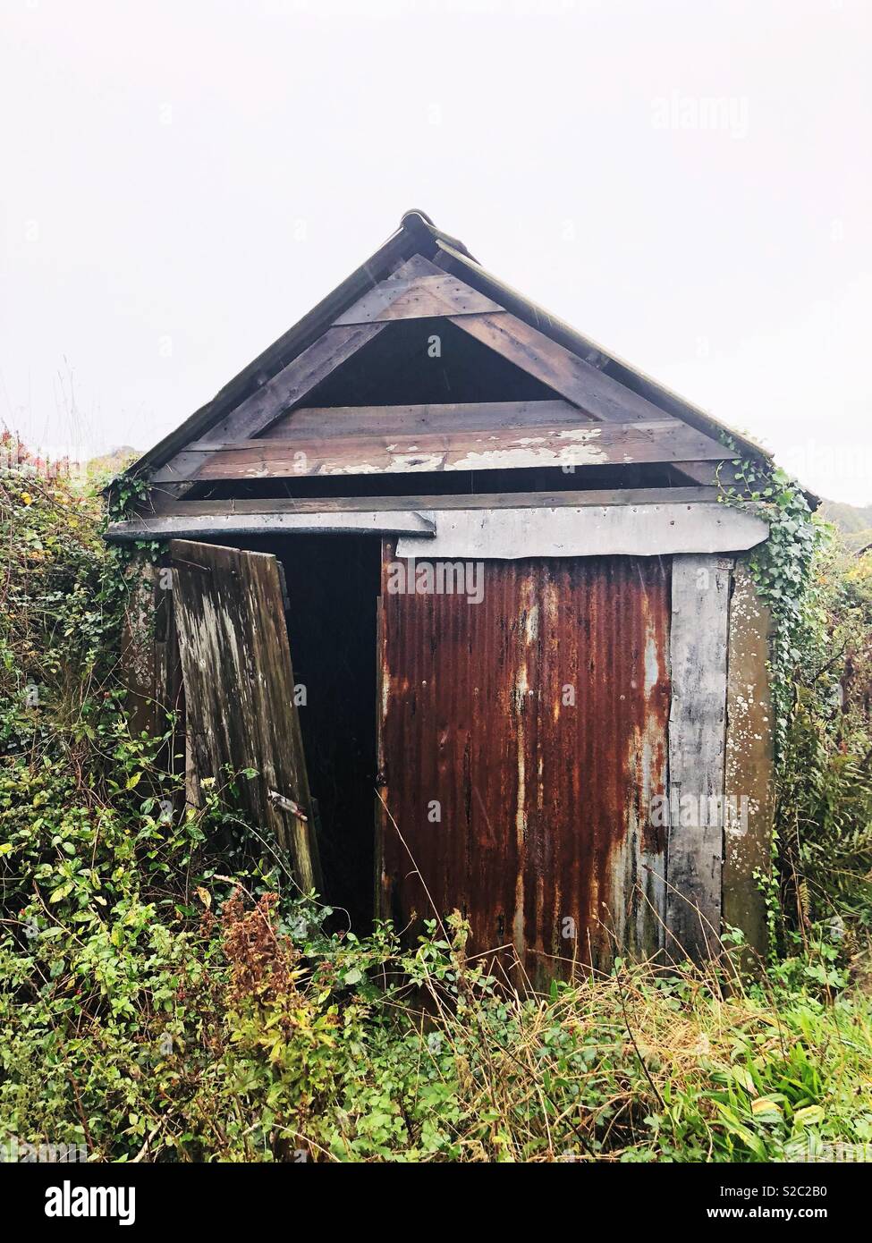 Old shed hi-res stock photography and images - Alamy