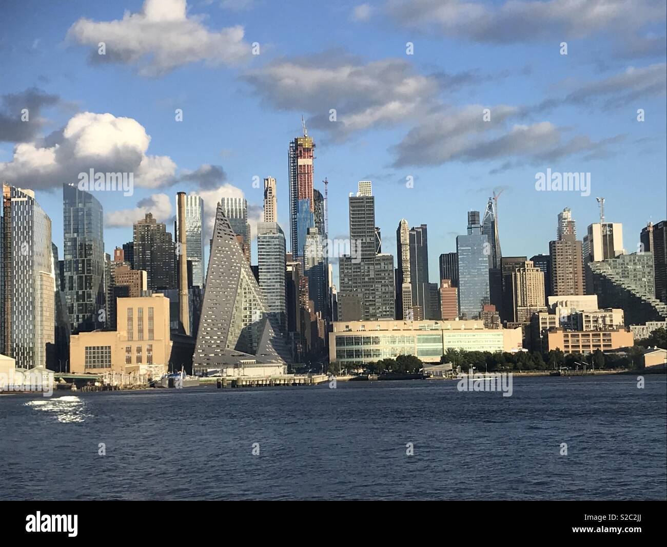 Westside skyline, Manhattan, area around W. 57th St Stock Photo - Alamy