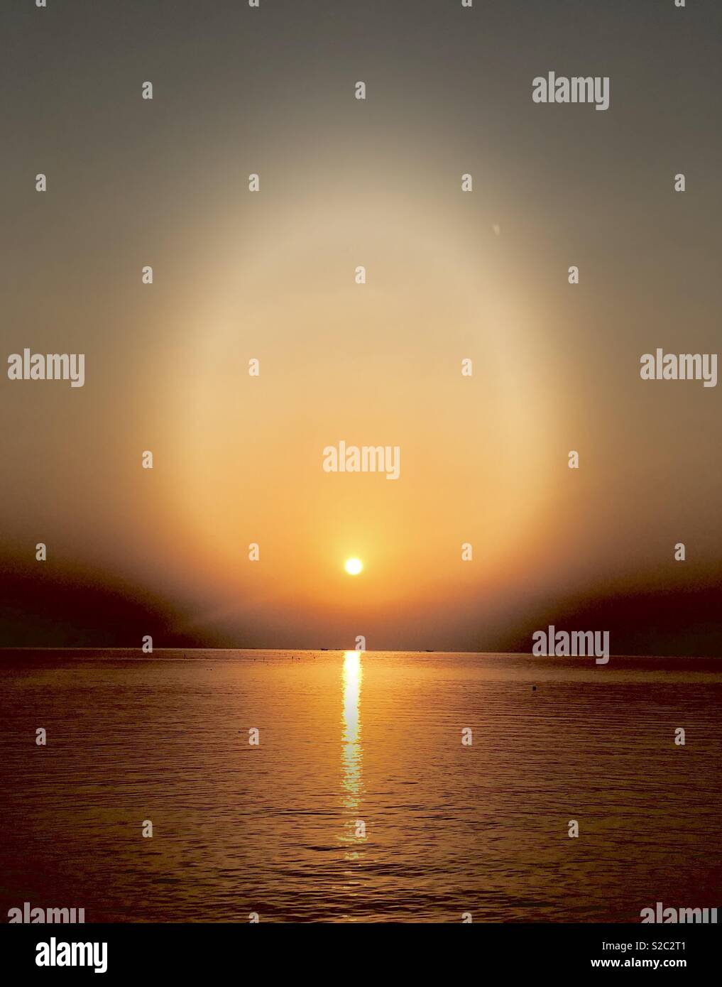 Sun set bahrain Stock Photo - Alamy