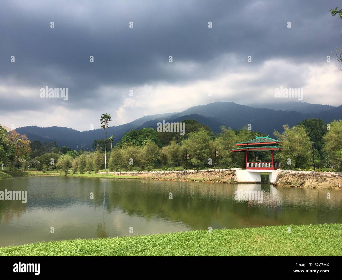 Taiping Lake Gardens Stock Photo - Alamy