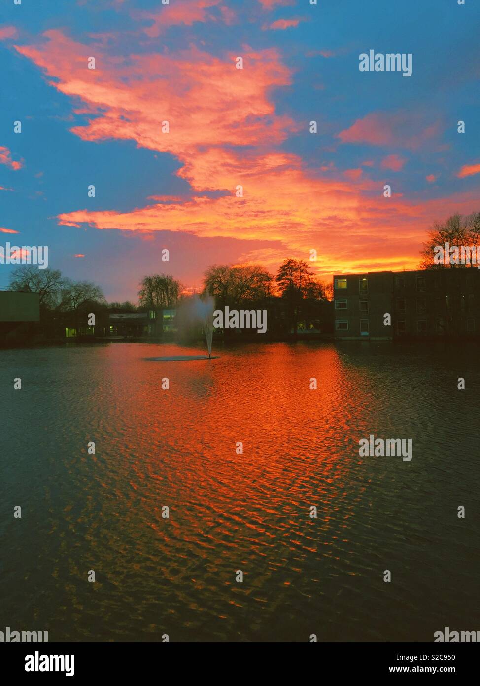 Campus sunset hi-res stock photography and images - Alamy