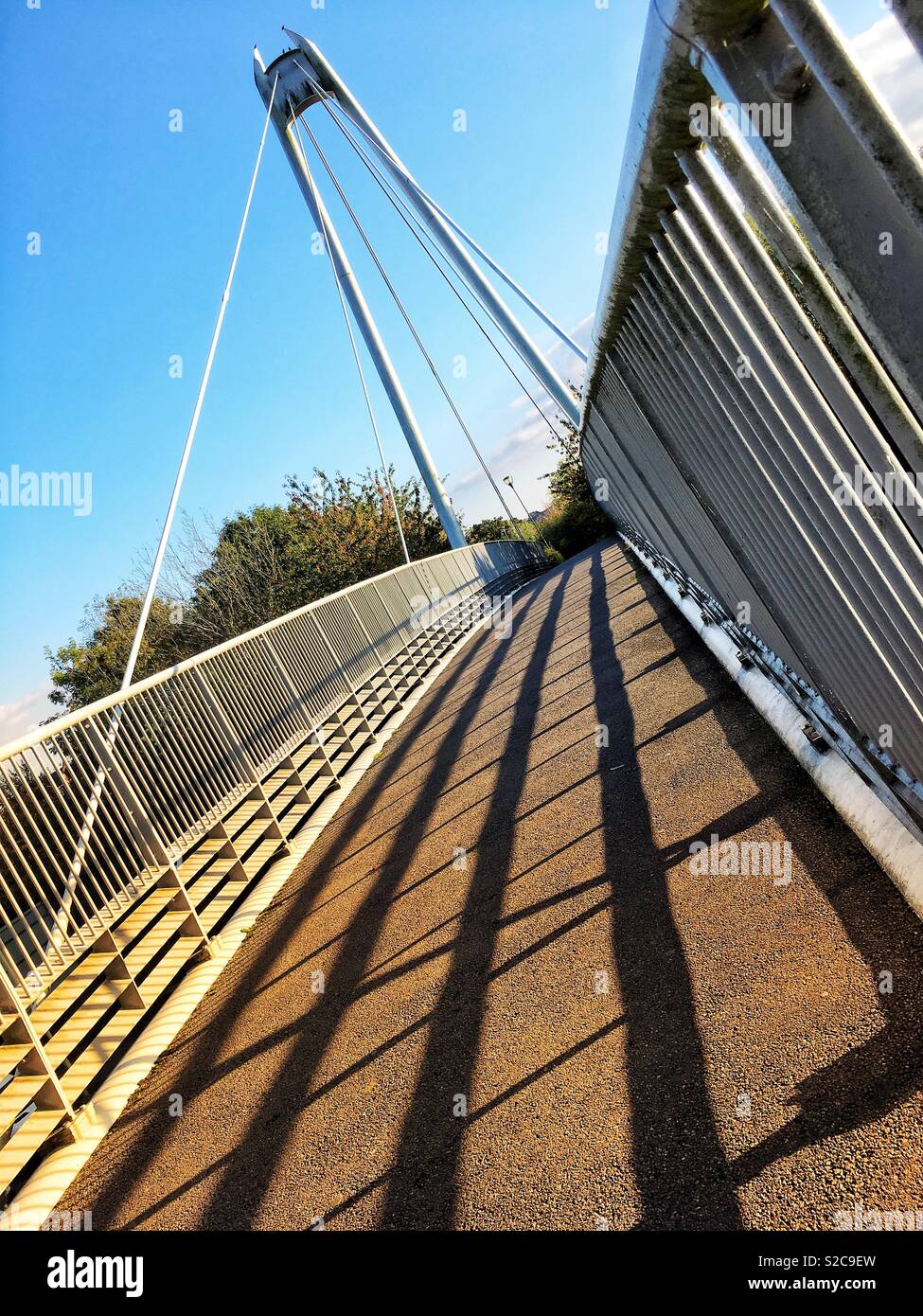 Pedestrian bridge over road hi-res stock photography and images - Alamy