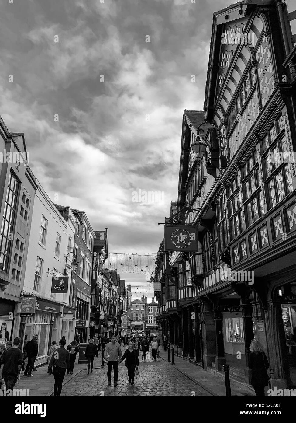 Chester roman city Black and White Stock Photos & Images - Alamy