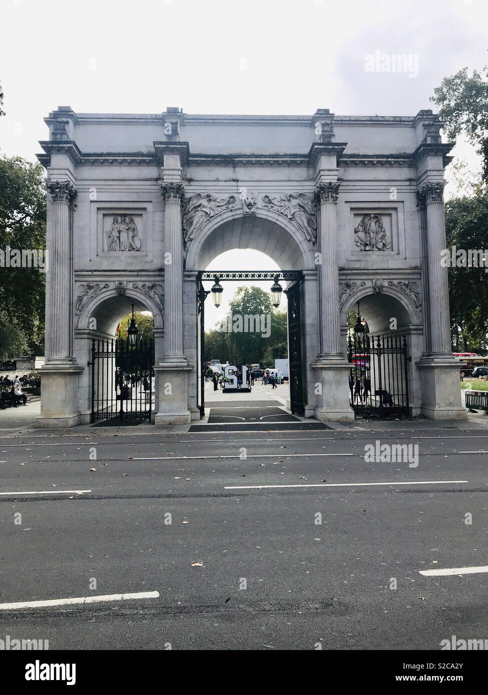 Marble arch hi-res stock photography and images - Alamy