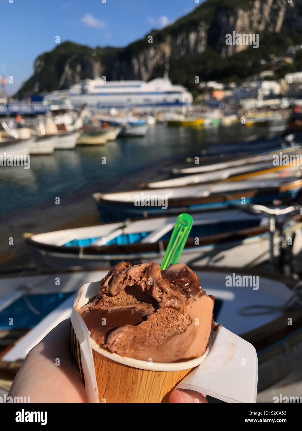Italy isle of capri hi-res stock photography and images - Alamy