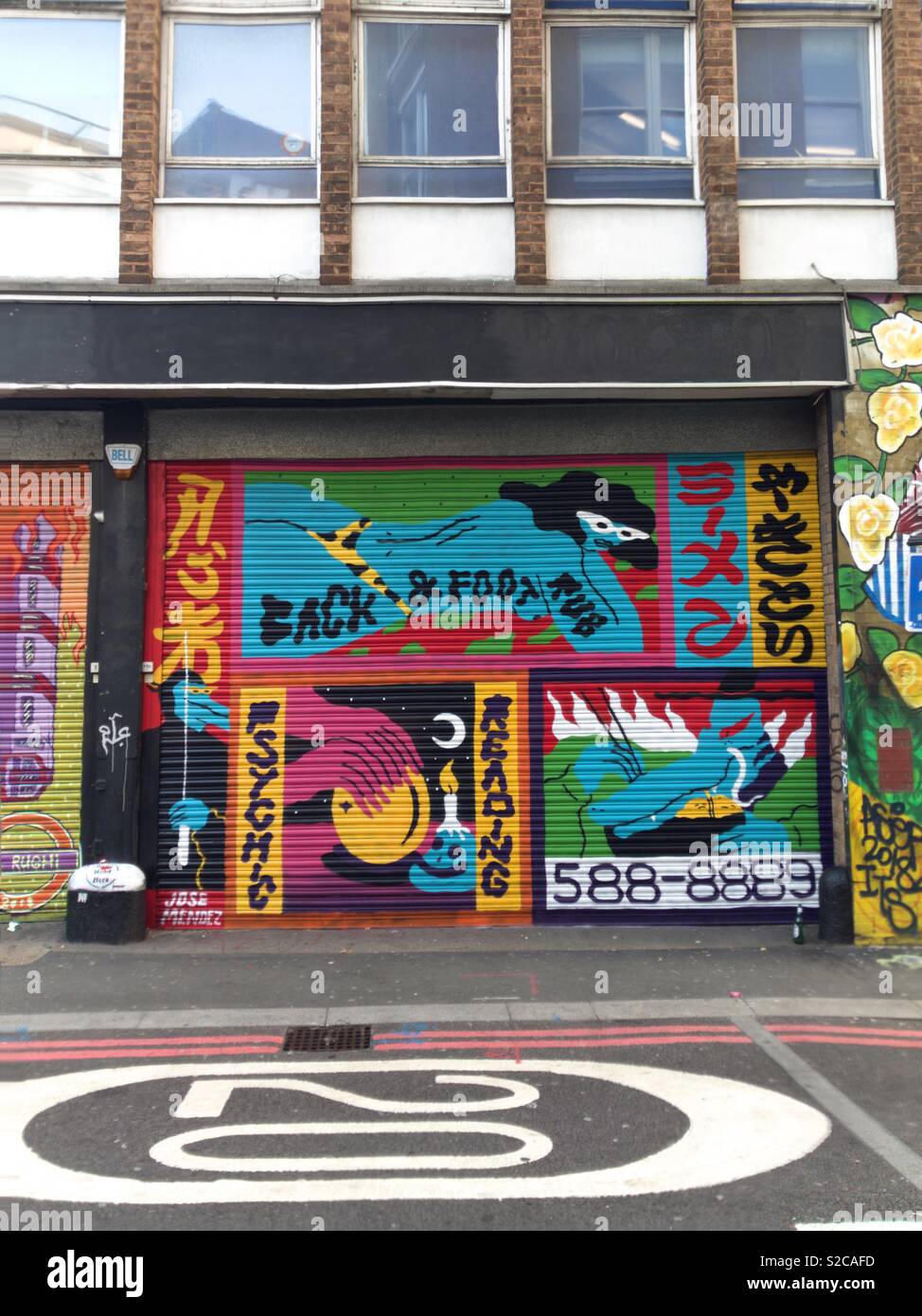 Graffiti art shoreditch london england hi-res stock photography and ...