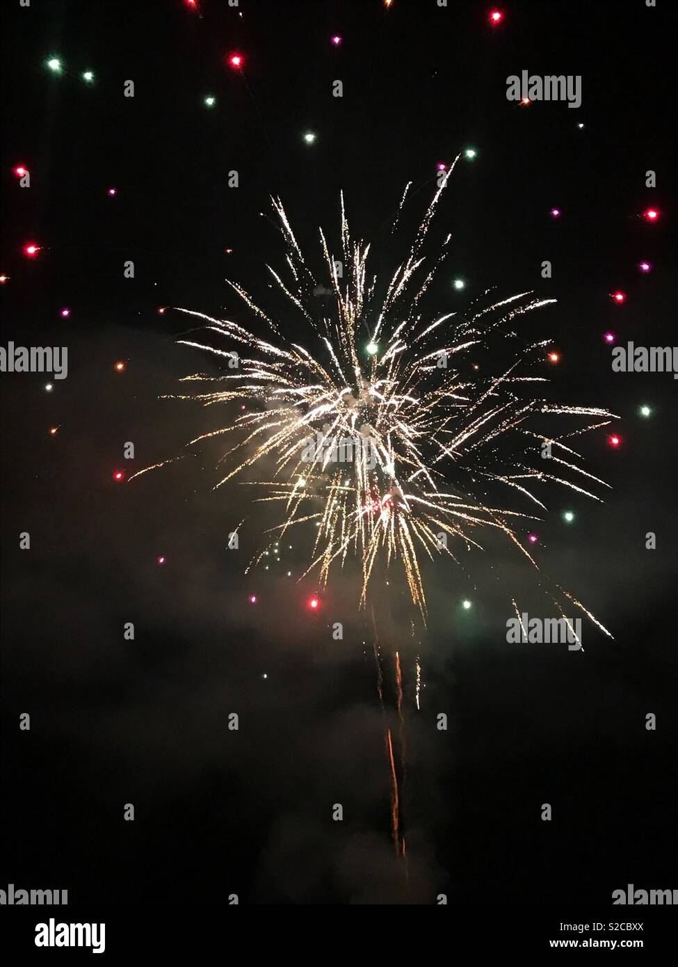 Sparkling night sky hi-res stock photography and images - Alamy