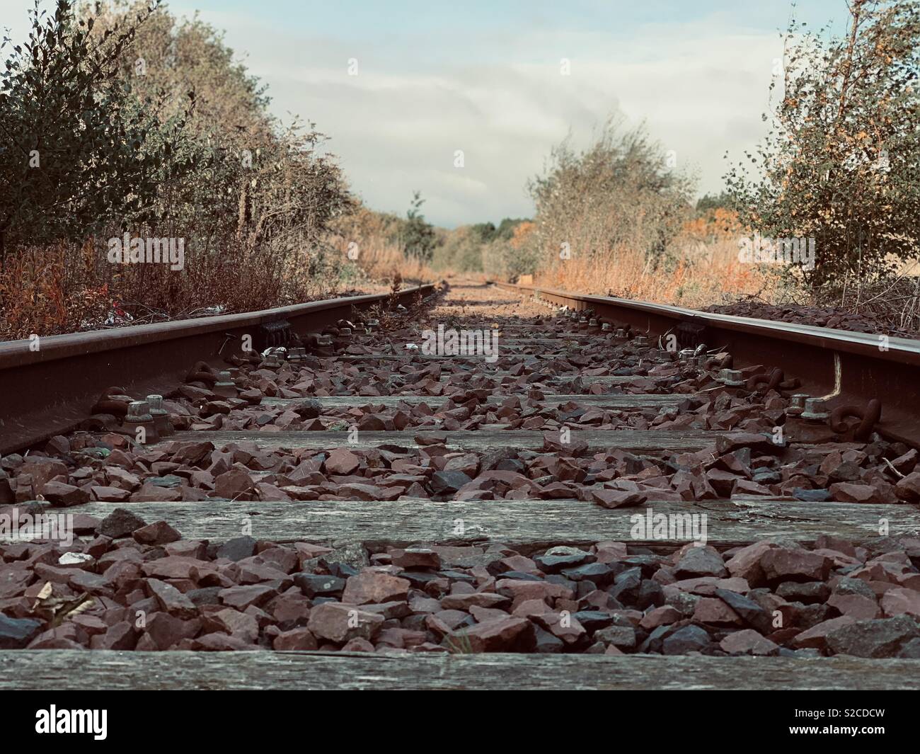 Disused railway tracks hi-res stock photography and images - Alamy