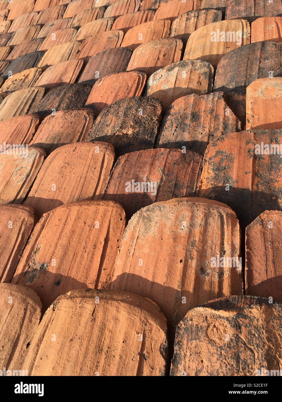 Red tile hi-res stock photography and images - Alamy