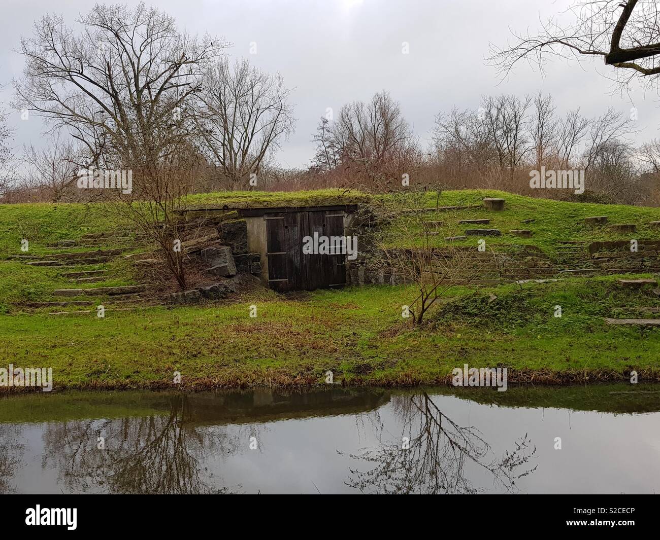 River Hut High Resolution Stock Photography and Images - Alamy