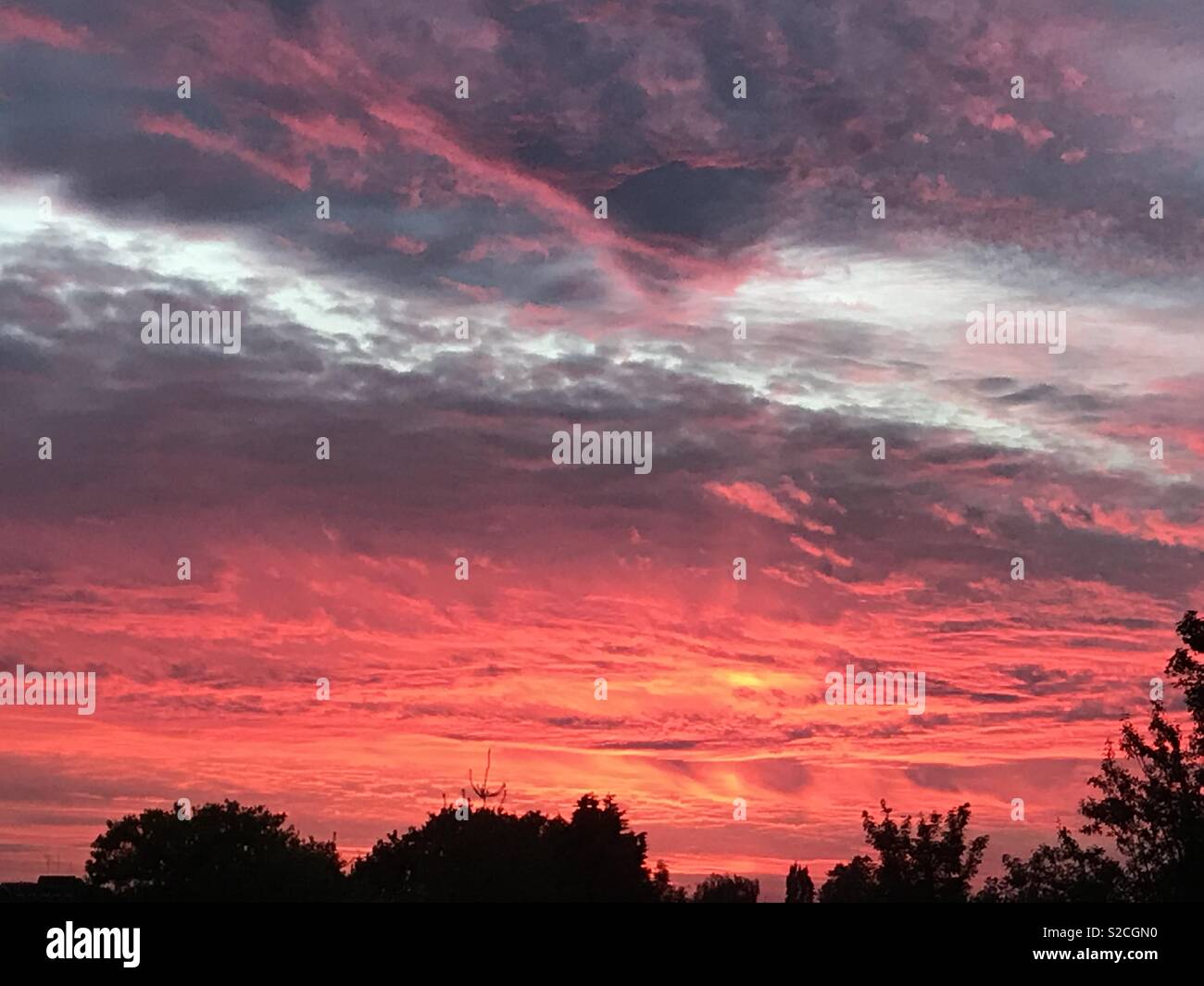 The best sunset hi-res stock photography and images - Alamy