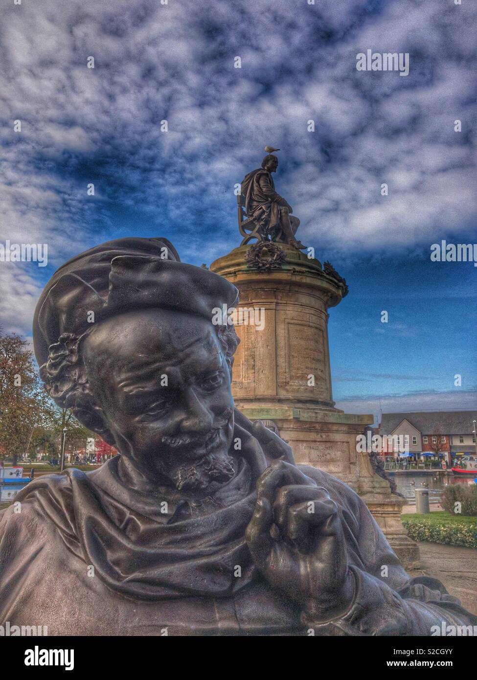 Statue Falstaff overlooked by Shakespeare Stratford-upon-Avon HDR Stock ...