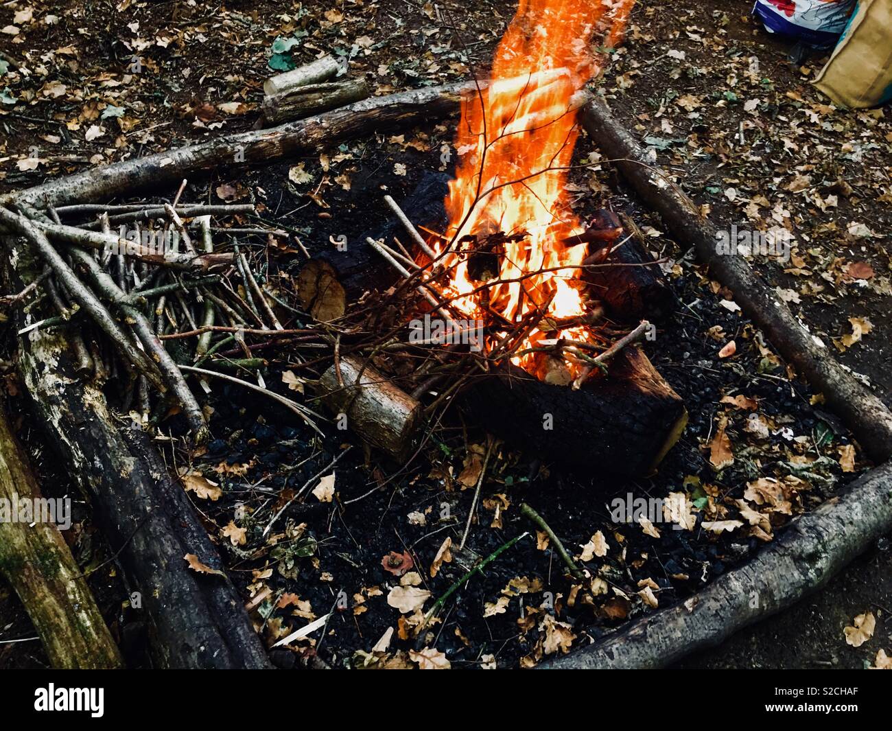 Bonfire build hi-res stock photography and images - Alamy