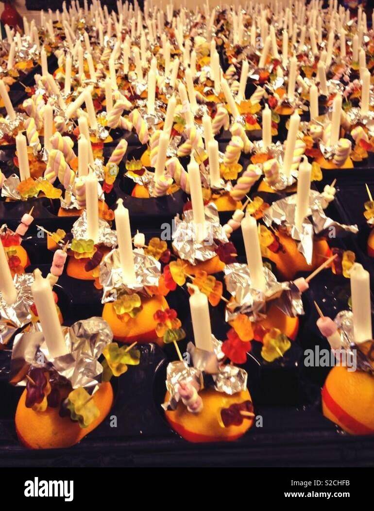 Christingle hi-res stock photography and images - Alamy