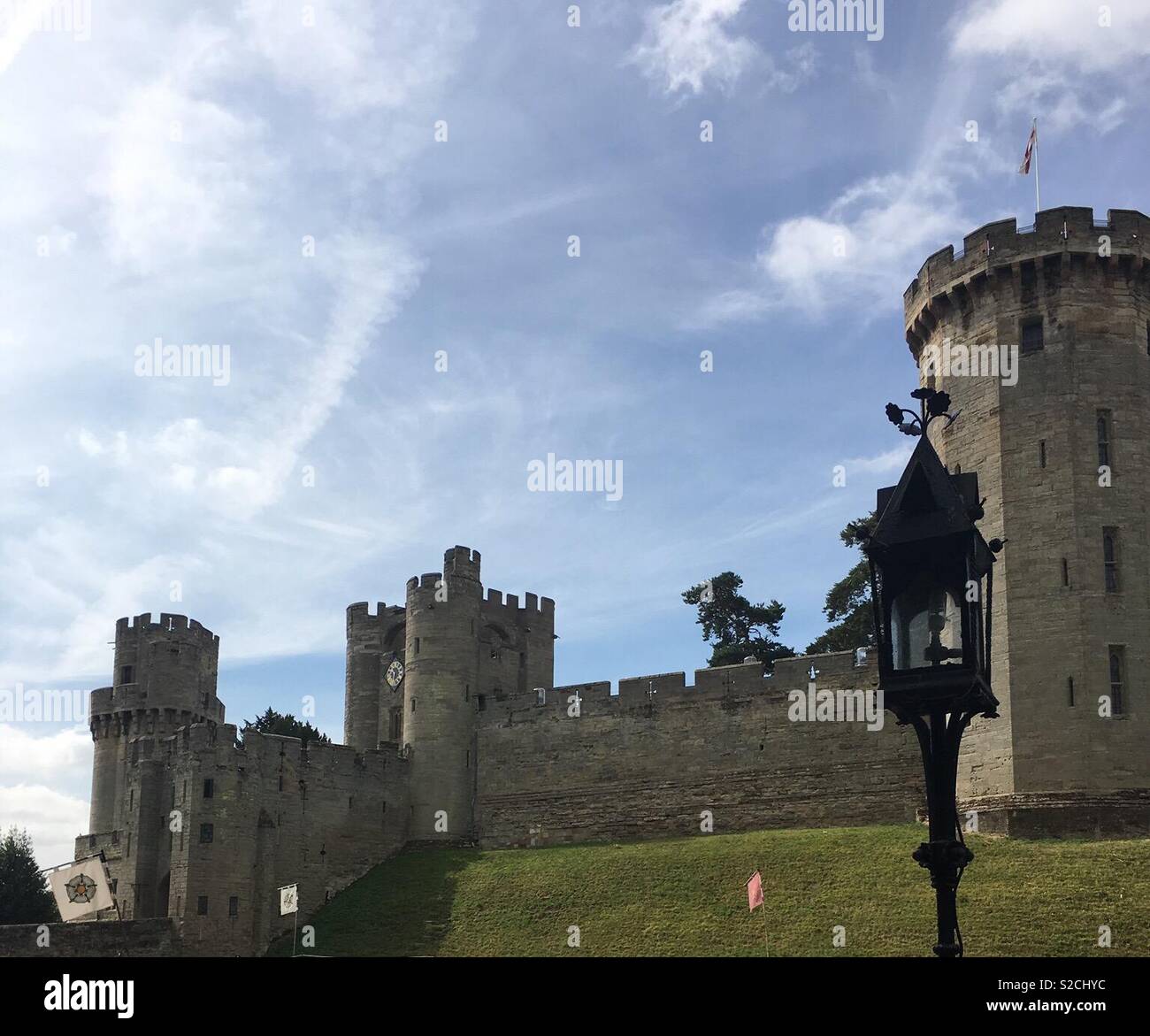 Warwick castle summers day Stock Photo - Alamy