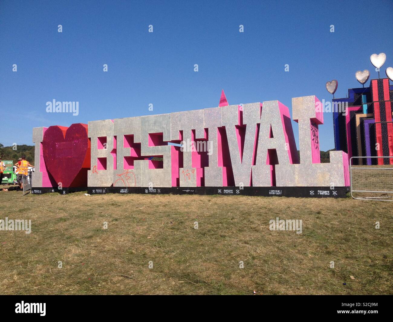 Large love sign hi-res stock photography and images - Alamy