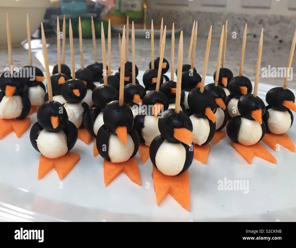 Penguin snacks hi-res stock photography and images - Alamy