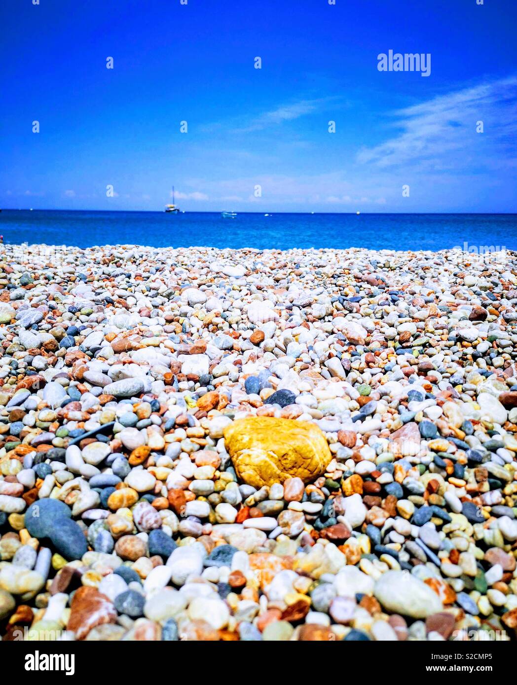 Shale beach hi-res stock photography and images - Alamy