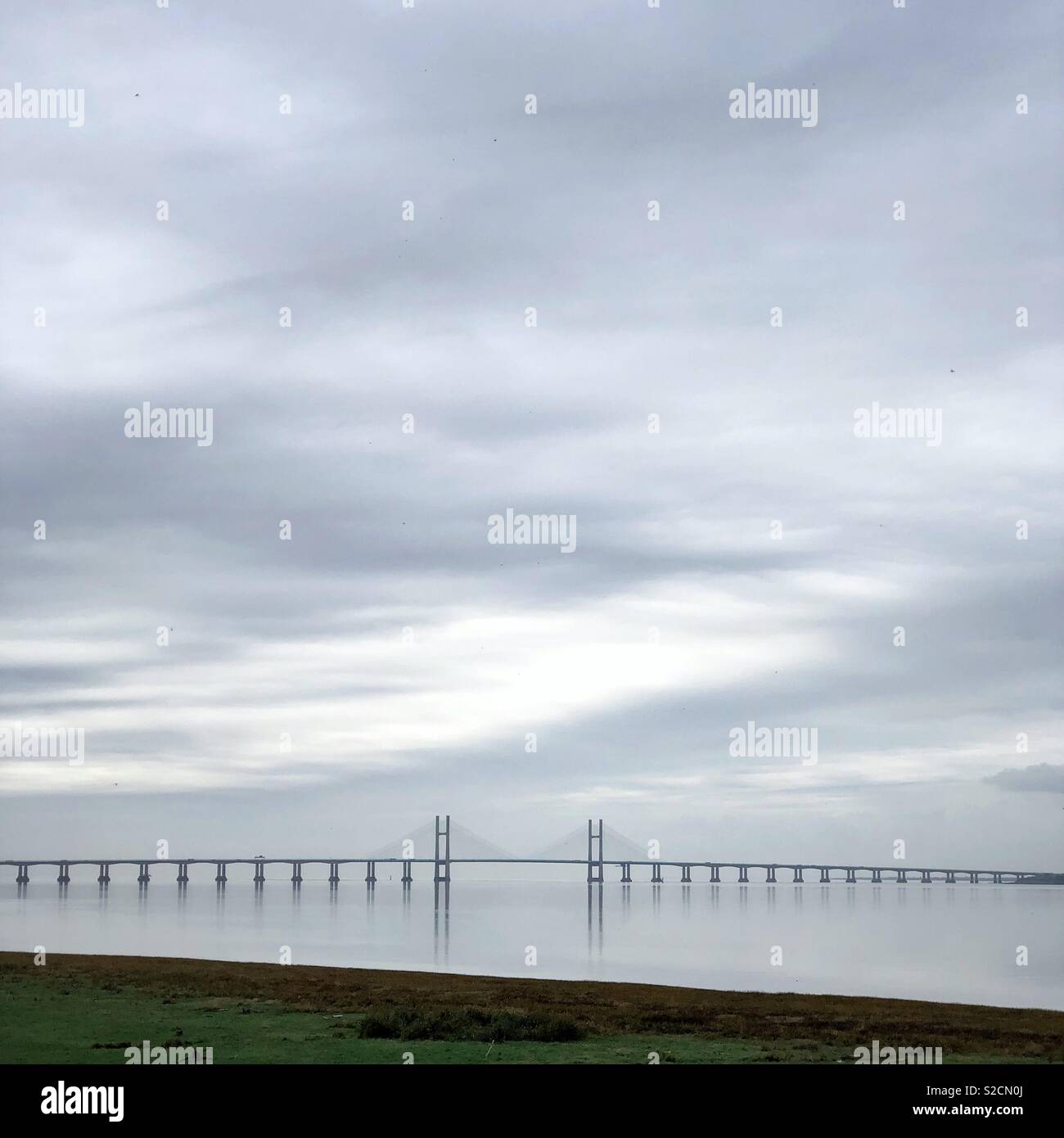 Prince of wales bridge hi-res stock photography and images - Alamy