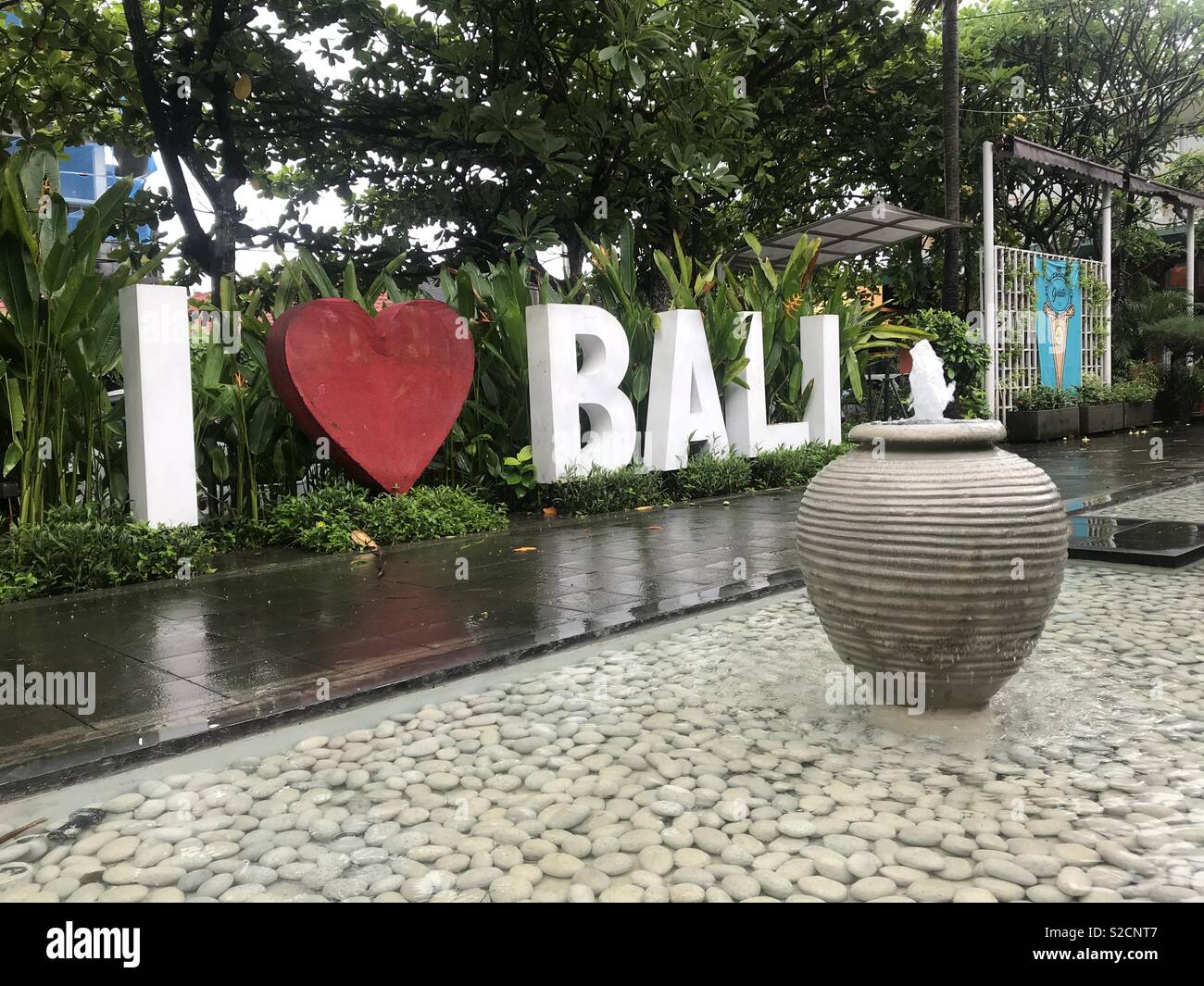 Water feature bali hi-res stock photography and images - Alamy