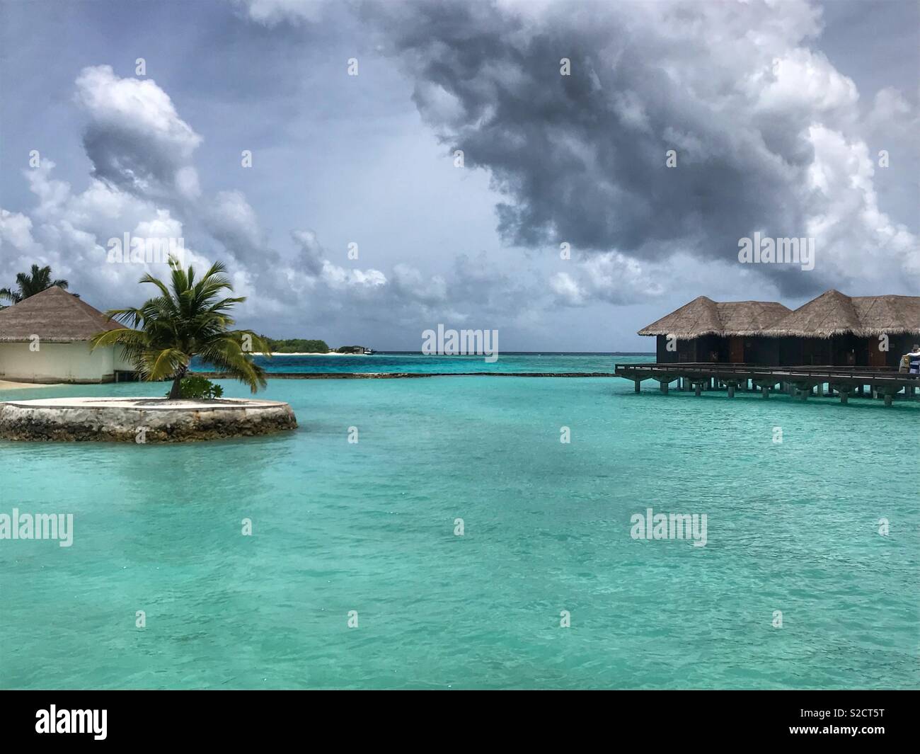 Maldives storm hi-res stock photography and images - Alamy