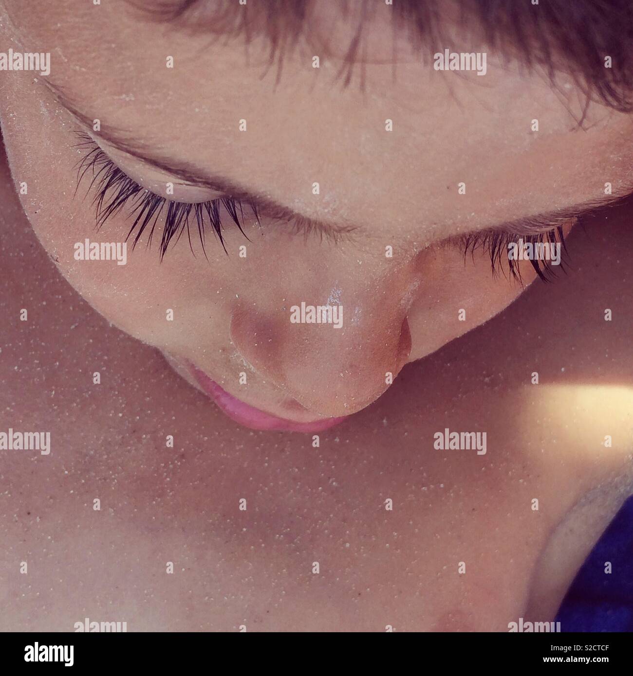 Child with long eyelashes hi-res stock photography and images - Alamy