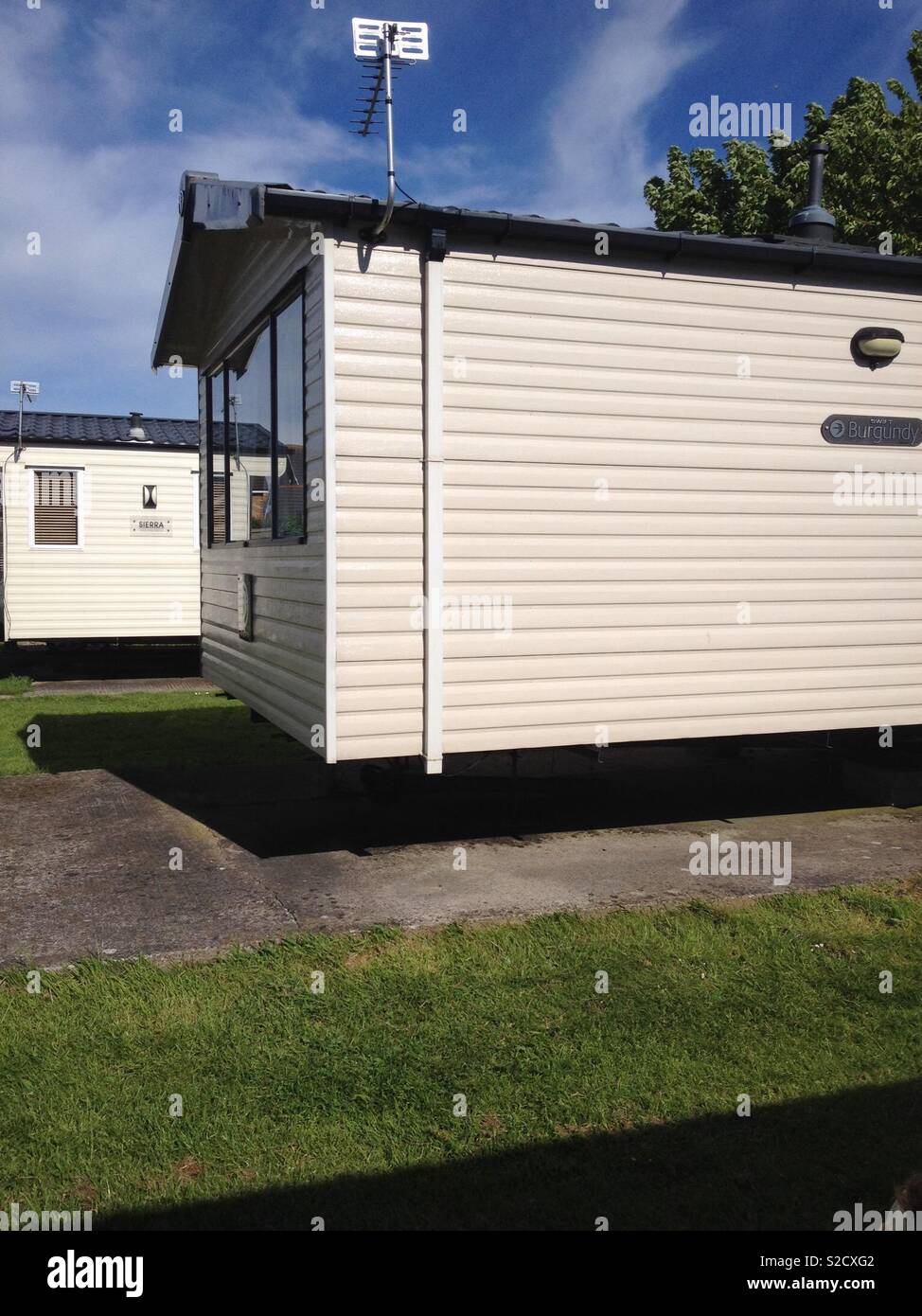 Static holiday caravans hi-res stock photography and images - Alamy